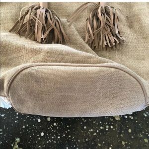 SHASHI | Bags | Shashi Belly Tote Natural Tassel Beige Boho | Poshmark